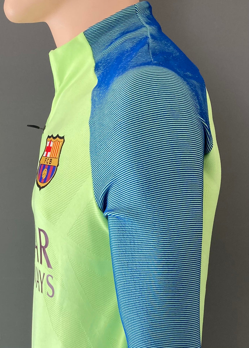 2016-2017 FC Barcelona Training Top Kitroom Player issue With Sponsor ...